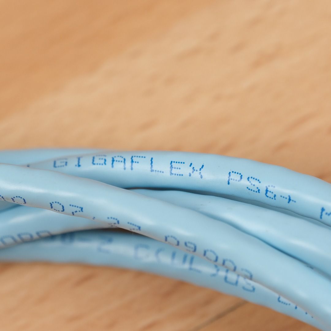 Belden 3m Gigaflex PS6+ CAT6 network ethernet UTP cable, Computers ...