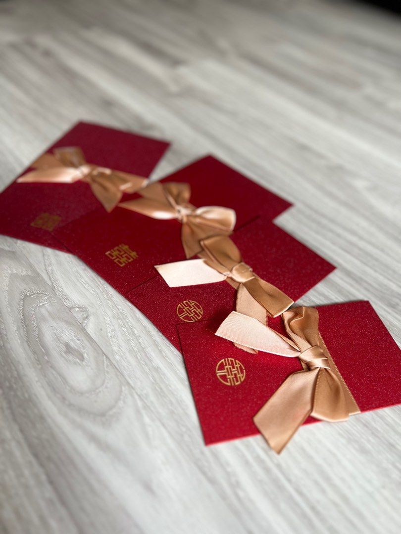 Set of Big and small ang bao (red packet) for guo da li, Hobbies & Toys ...