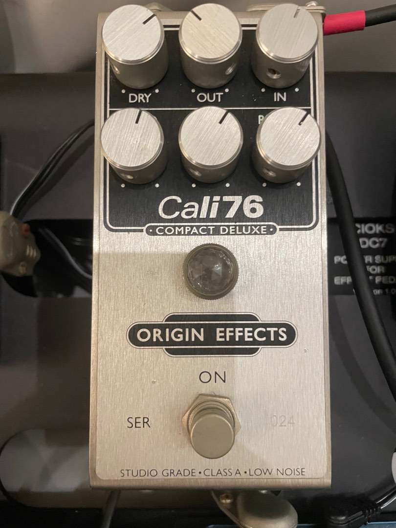 Cali76 compact Deluxe, Hobbies & Toys, Music & Media, Music Accessories ...