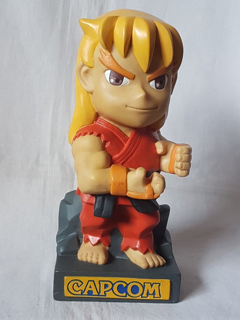 Capcom Street Fighter Coin Bank Money Box, Hobbies & Toys, Memorabilia ...