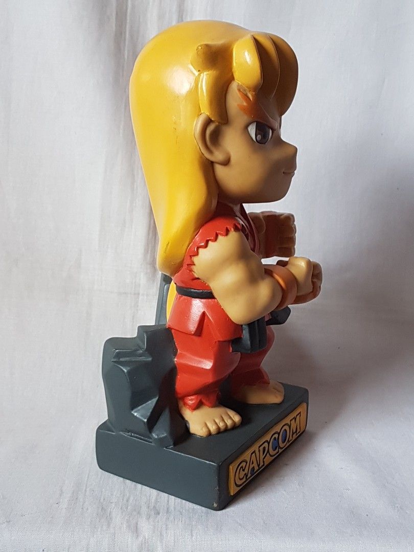 Capcom Street Fighter Coin Bank Money Box, Hobbies & Toys, Memorabilia ...