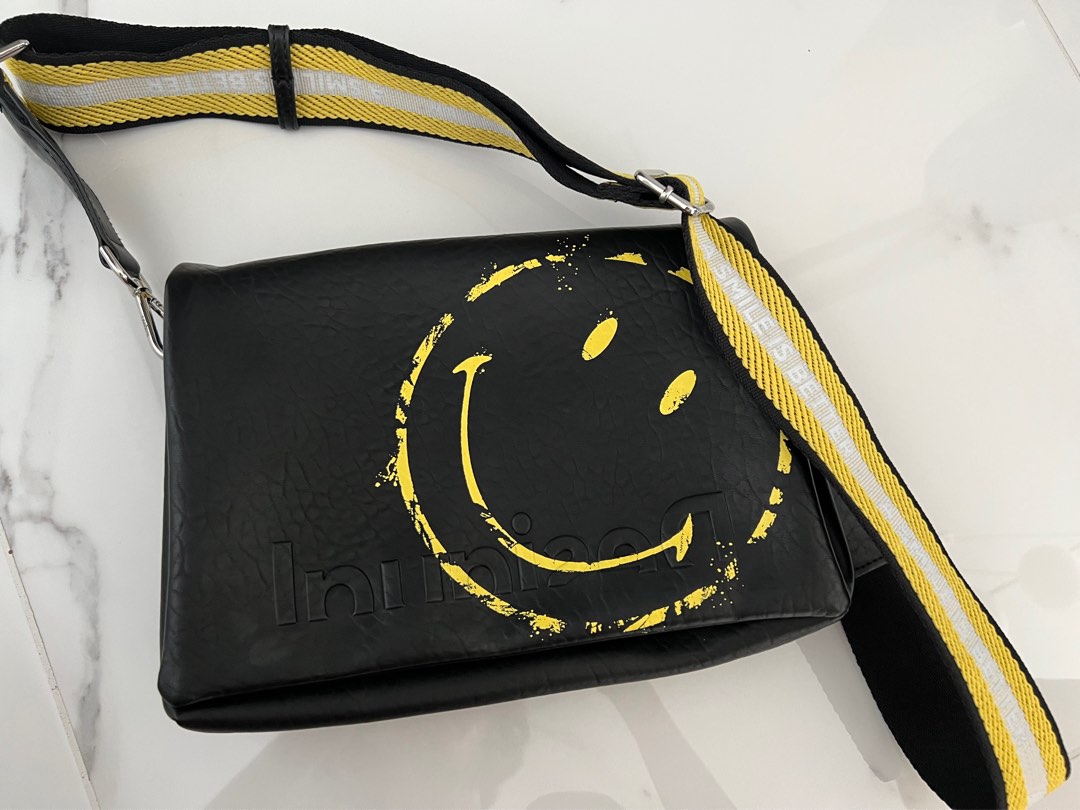 Desigual Smiley Bag, Luxury, Bags & Wallets on Carousell
