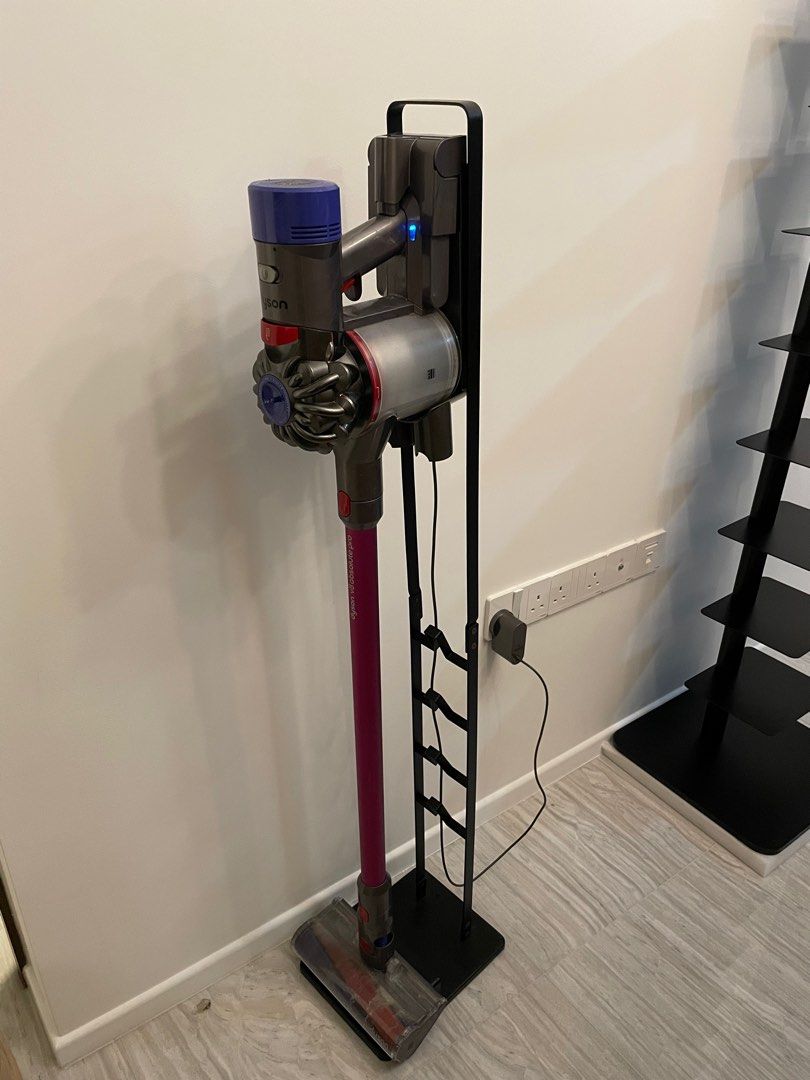 Dyson Vacuum Cleaner rack holder, TV & Home Appliances, Vacuum Cleaner ...