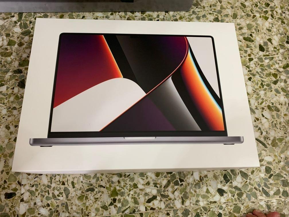 Empty MacBook box, Computers & Tech, Parts & Accessories, Other ...