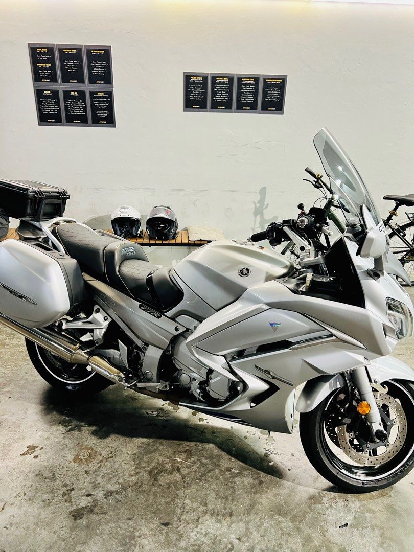 FJR gel seats, Motorcycles, Motorcycle Accessories on Carousell