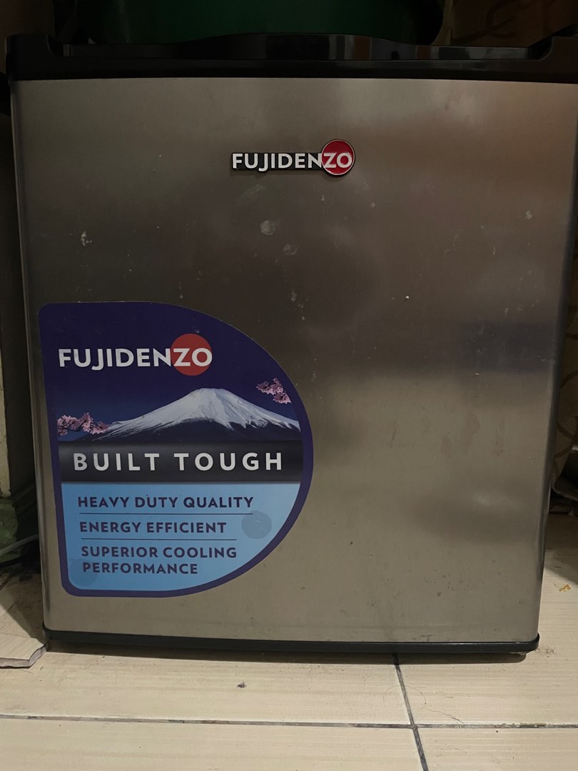 Fujidenzo Personal Ref, TV & Home Appliances, Kitchen Appliances ...