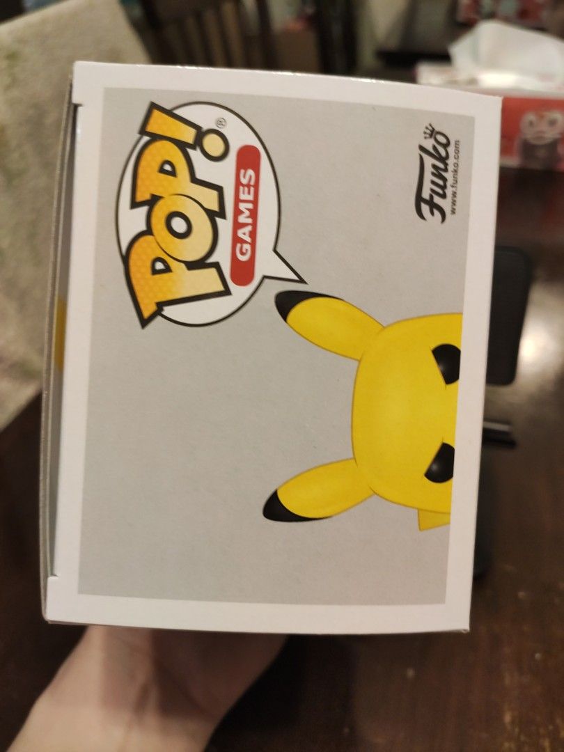 Funko Pop! Games: Pokemon 779 - Pikachu (Attack Stance), Hobbies & Toys ...