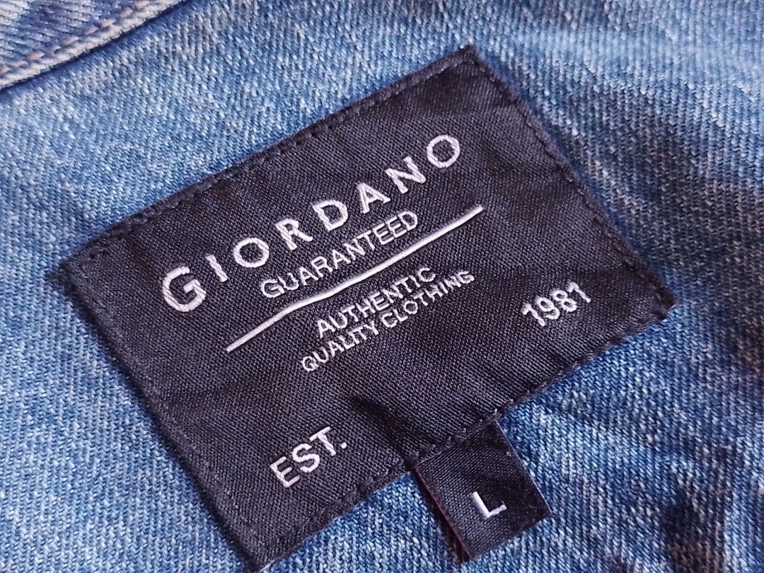 Giodano denim jacket, Men's Fashion, Activewear on Carousell