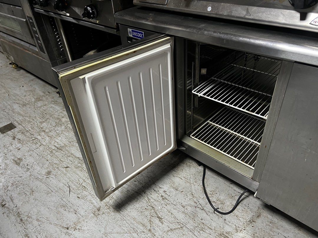 Good condition! (Free delivery and warranty) Panasonic counter chiller ...