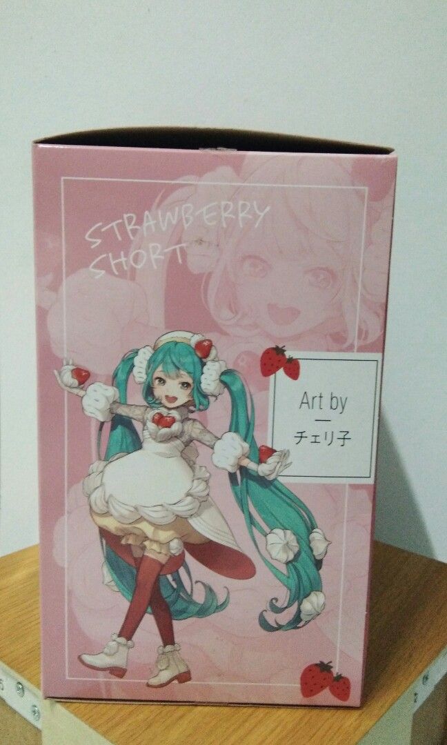 ORIGINAL Hatsune Miku Strawberry Short by Furyu, Hobbies & Toys, Toys ...