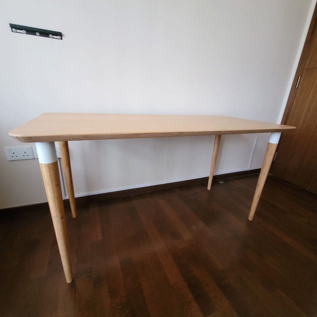 IKEA HILVER Study table/desk, Furniture & Home Living, Furniture ...