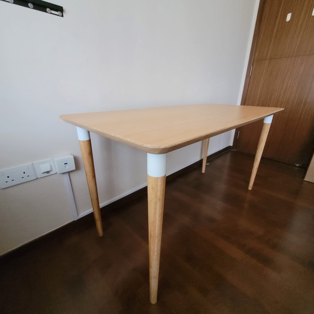 IKEA HILVER Study table/desk, Furniture & Home Living, Furniture ...
