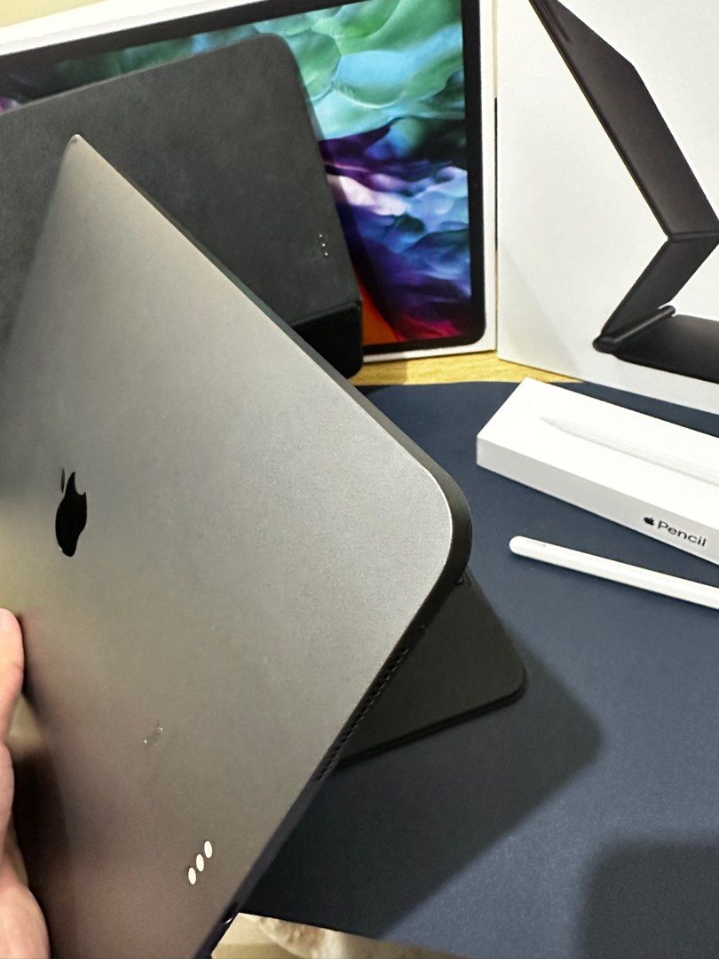 iPad Pro 2020 version 12.9 inches 256 GB Complete Set, Mobile Phones ...