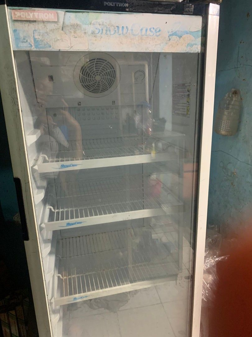 Kulkas showcase polytron, Kitchen & Appliances di Carousell