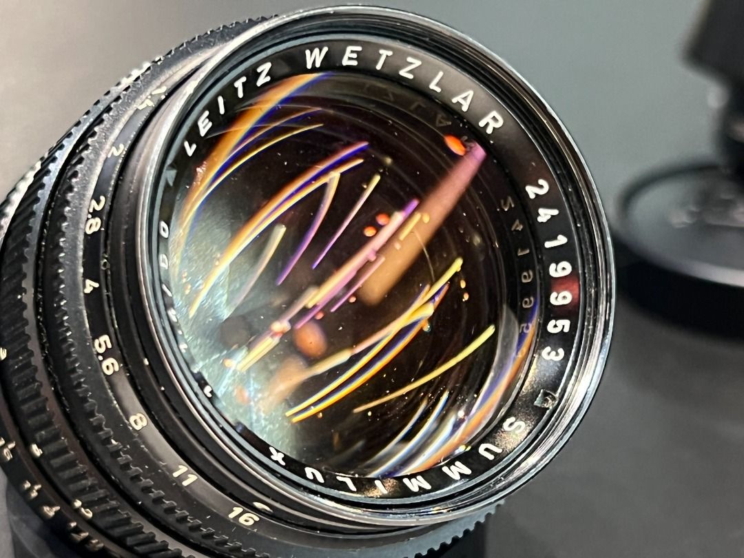 Leica Summilux 50mm f1.4 v2 black lens with original hood, 攝影器材, 鏡頭及裝備 ...