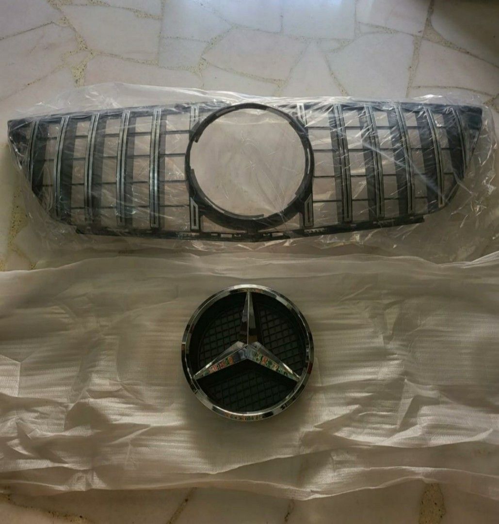 Mercedes B170 W245 Front Grill, Car Accessories, Accessories on Carousell