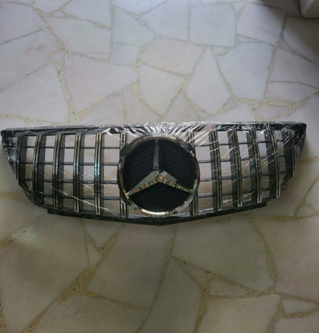 Mercedes B170 W245 Front Grill, Car Accessories, Accessories on Carousell