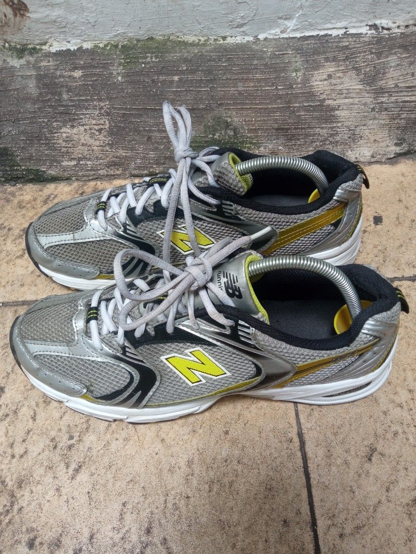 New Balance 530 Retro, Fesyen Pria, Sepatu , Sneakers di Carousell