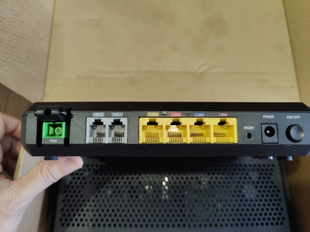 Optical Network Terminal + Mech Router, Computers & Tech, Parts ...