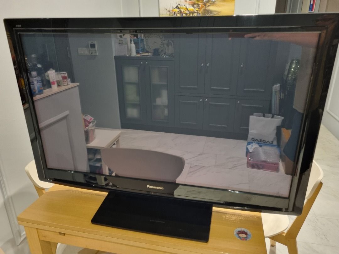 Panasonic Viera 42" Plasma TV, TV & Home Appliances, TV & Entertainment ...