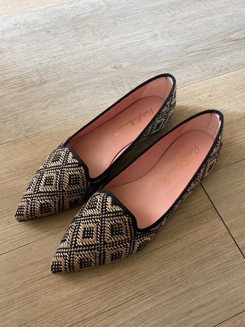 Pretty Ballerina Ella flat, Women's Fashion, Footwear, Flats on Carousell