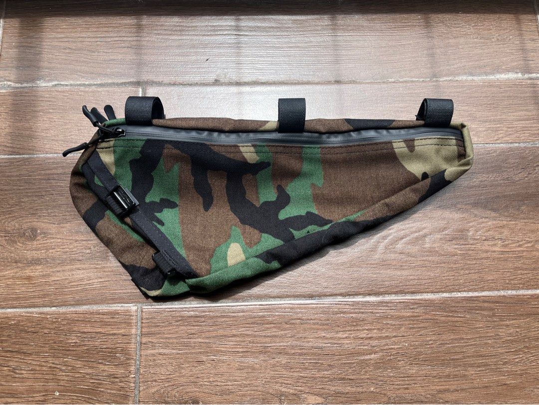 RAL EM Loader Bicycle Frame Bag, Sports Equipment, Bicycles & Parts ...