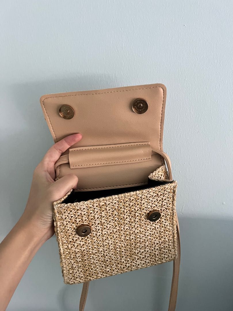 Rattan Crossbody Bag, Women's Fashion, Bags & Wallets, Cross-body Bags ...