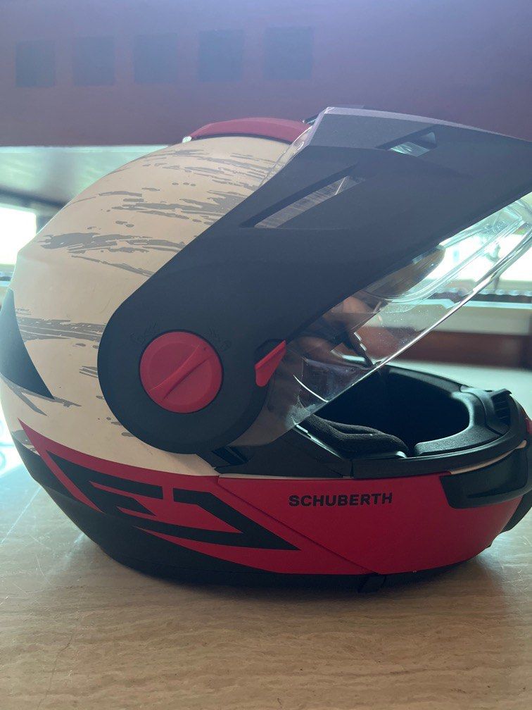 Schuberth E1 CrossFire Helmet, Motorcycles, Motorcycle Apparel on Carousell