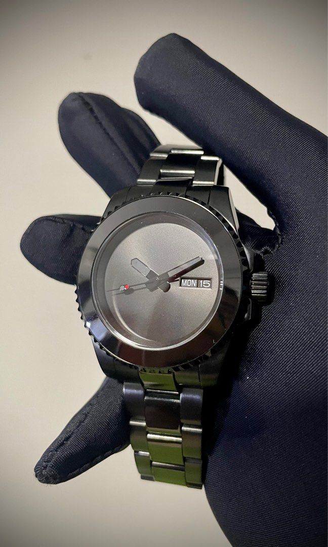 Seiko mod all black stealth, Men's Fashion, Watches & Accessories ...