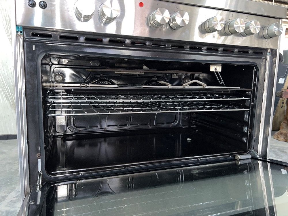 (S)ELECTROLUX 5 Burner Standing Gas Cooker with Oven / Periuk Gas ...