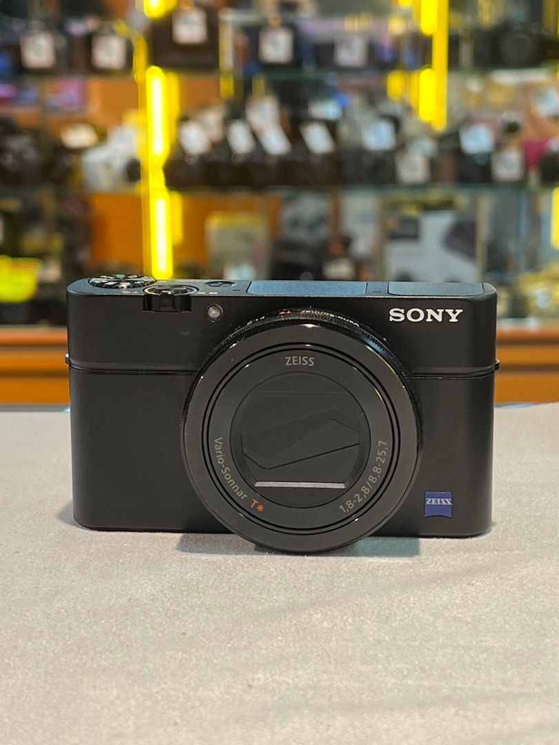 Sony Rx100m3 rx100iii 細細部隨身機仔 旅行 影相 自拍 反mon 抵玩 有得zoom, 攝影器材, 相機 - Carousell