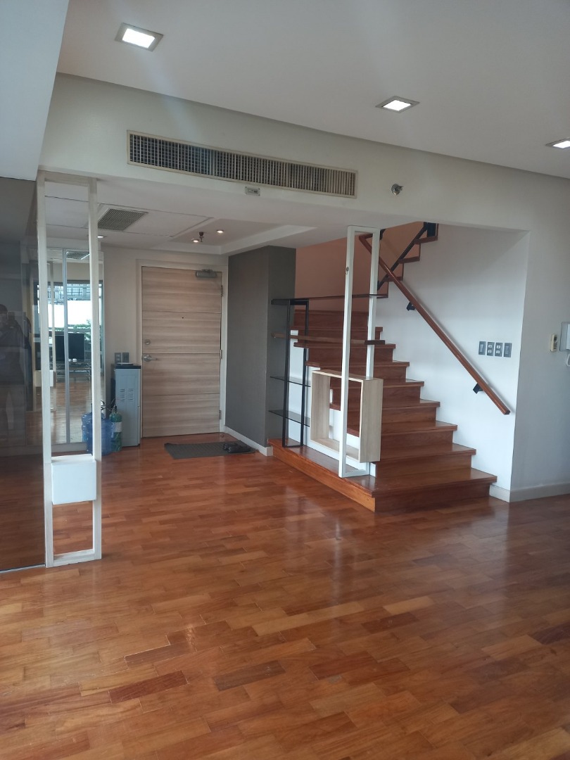 Special Bi-level Unit with Garden at The Residences at Greenbelt TRAG ...