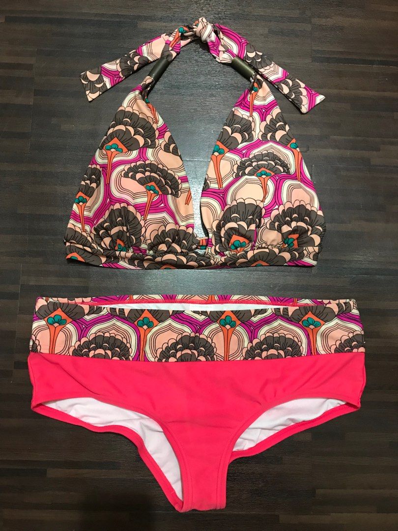 Speedo two piece, Women's Fashion, Swimwear, Bikinis & Swimsuits on ...