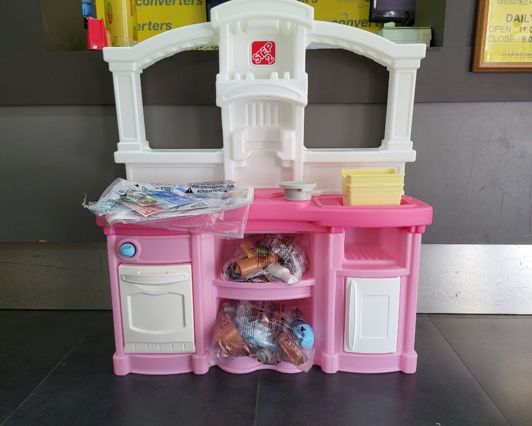 STEP 2 KITCHEN PLAYSET, Hobbies & Toys, Toys & Games on Carousell