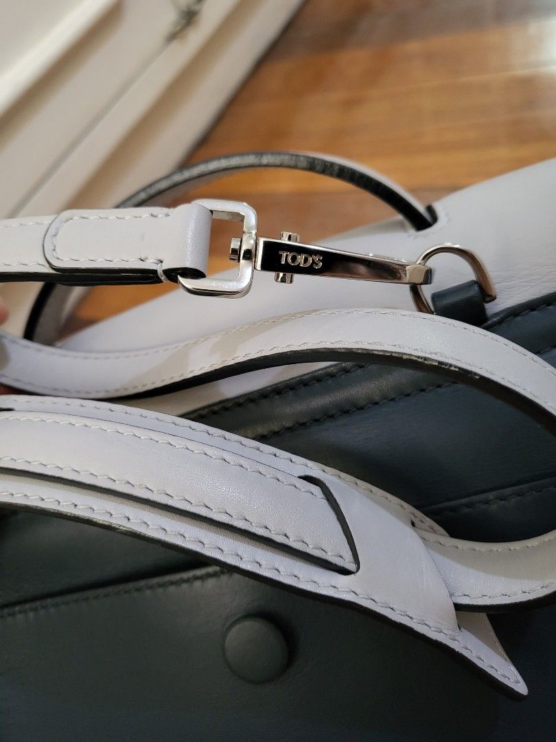 Tod's Wave Bag, Luxury, Bags & Wallets on Carousell