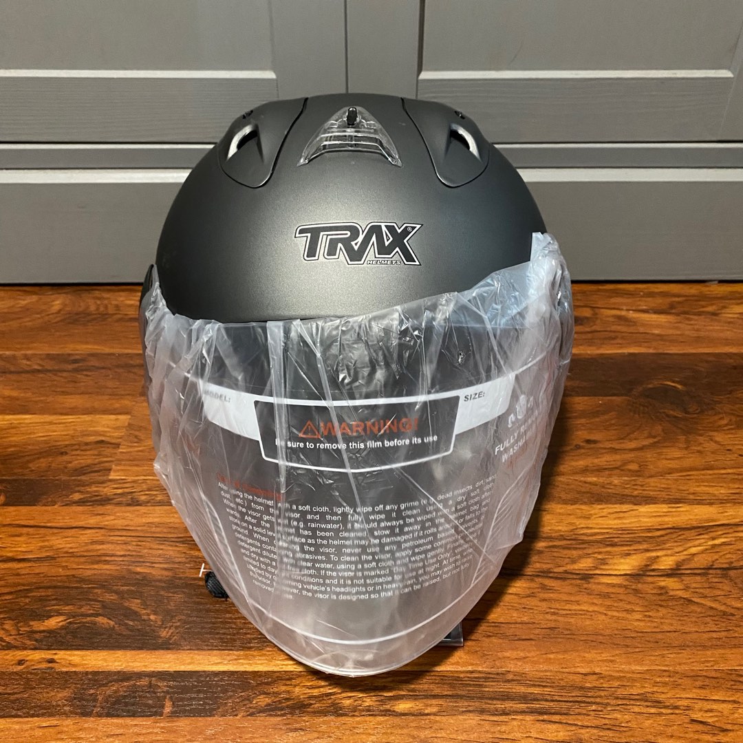 Trax Helmet, Motorcycles, Motorcycle Apparel on Carousell