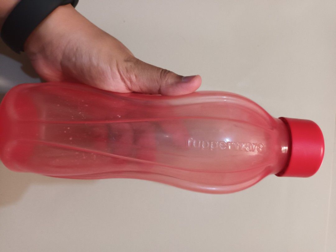 Tupperware | Botol minum | 500ml |Merah, Kitchen & Appliances di Carousell