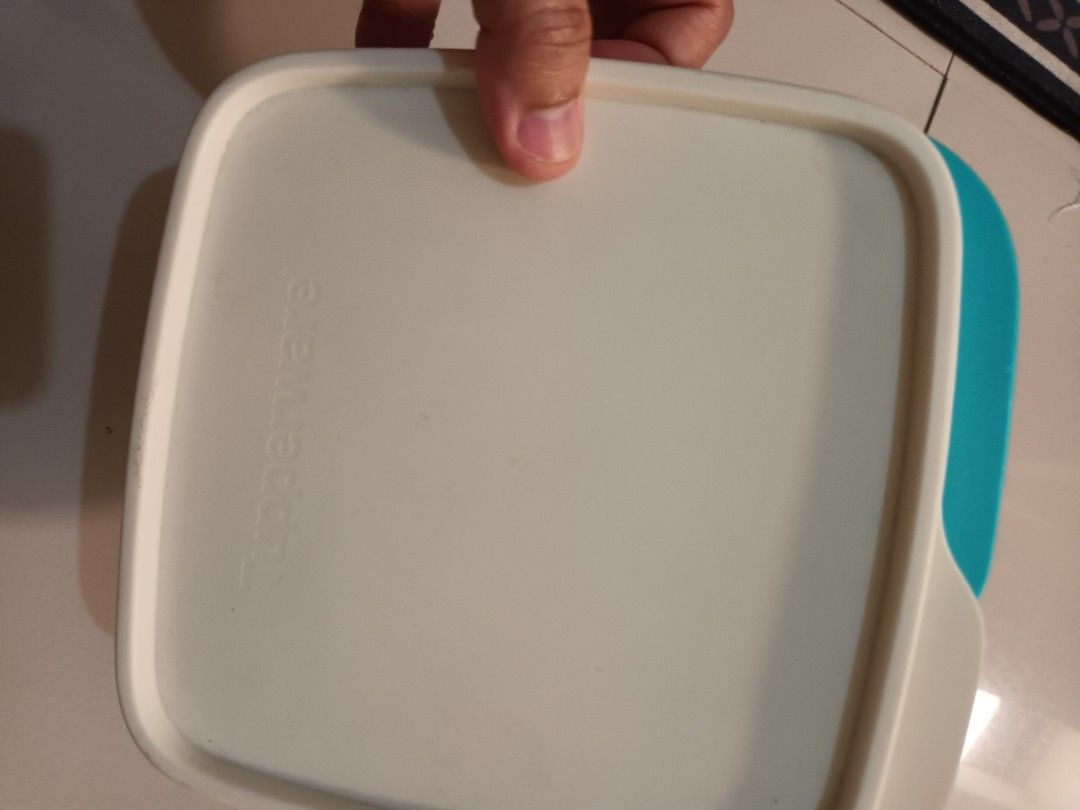 Tupperware | Lunch box |550 ml | Tosca, Kitchen & Appliances di Carousell