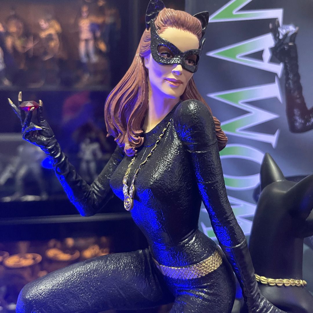 Tweeterhead Catwoman Julie Newmar 1/6 Scale, Hobbies & Toys ...