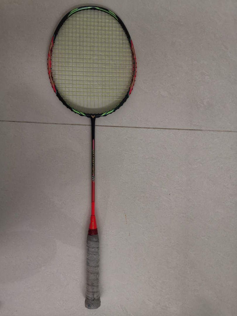 Victor Jetspeed 10 JS10 badminton racket, Sports Equipment, Sports ...
