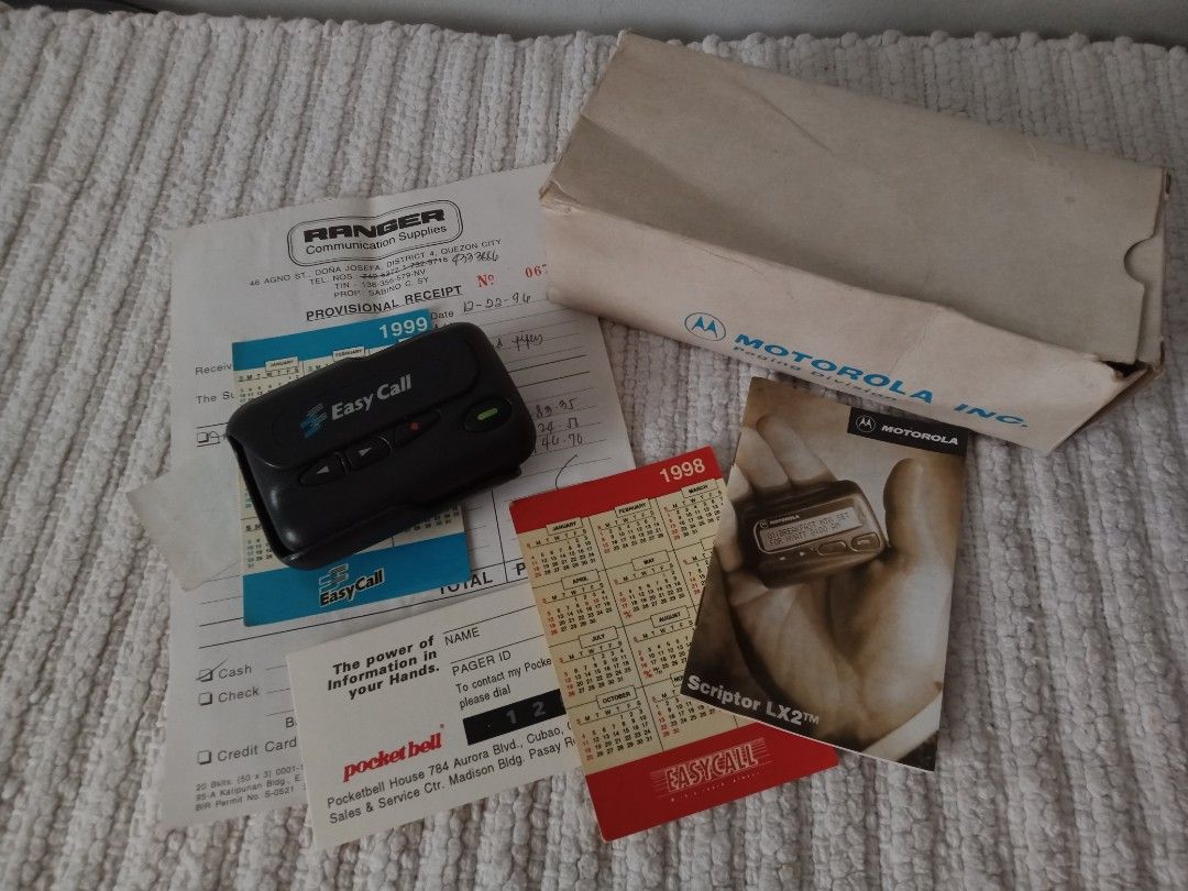 Vintage 1996 Motorola Easy Call Scriptor pager, Hobbies & Toys ...