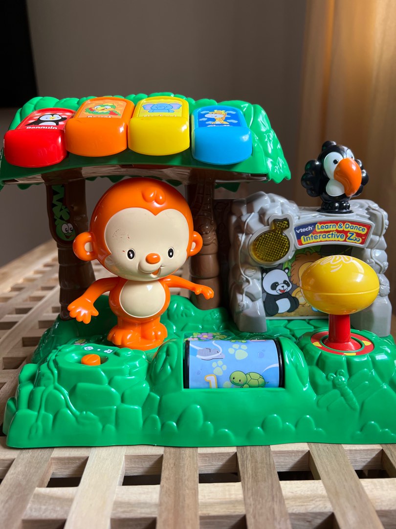 Vtech learn and dance Interactive Zoo, Babies & Kids, Infant Playtime ...