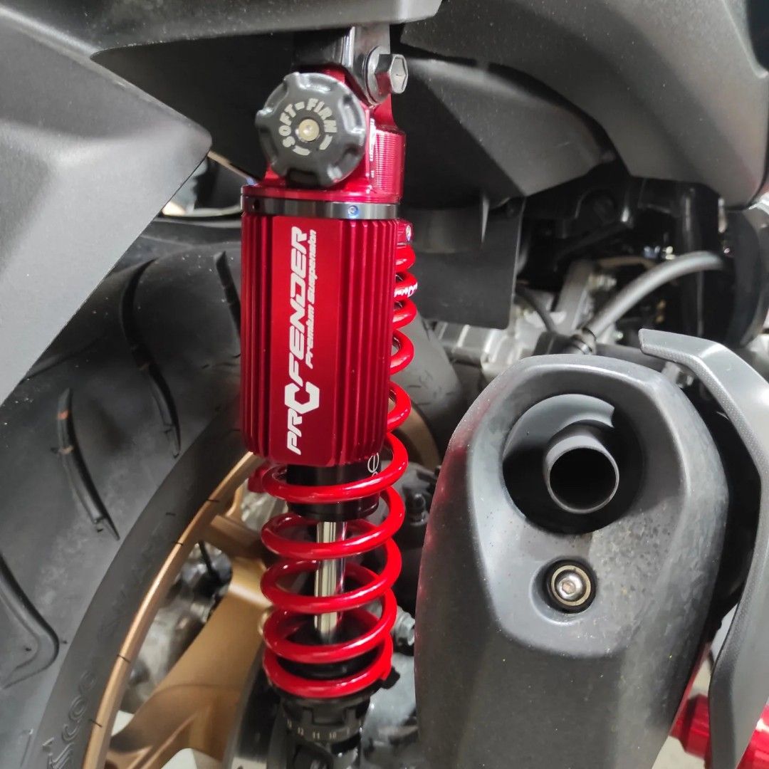 XMAX PROFENDER XSERIES LOWERED RED, Motorcycles, Motorcycle Accessories ...