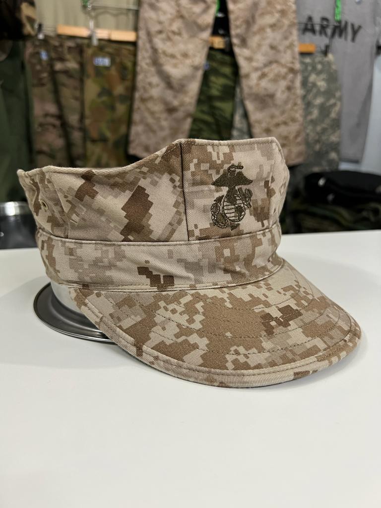 8 point Desert Marpat USMC, Men's Fashion, Watches & Accessories, Cap ...