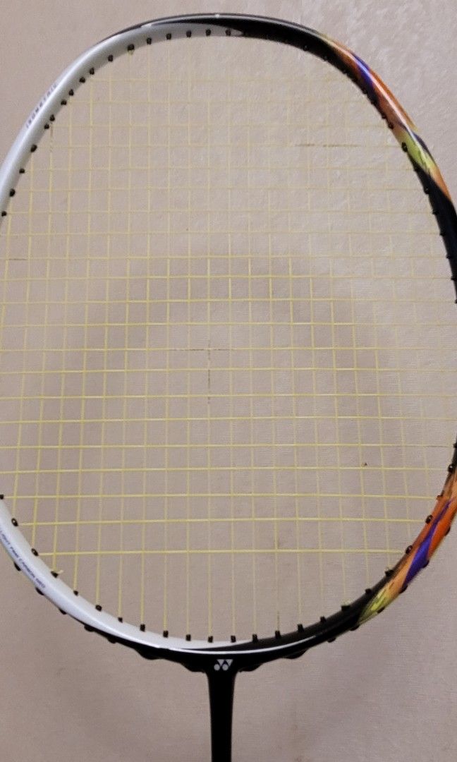 全新 Yonex Astrox AXFX 用“YY Yonex BG 6 白色線” （**不是黃色）拉25磅羽毛球拍Professional ...