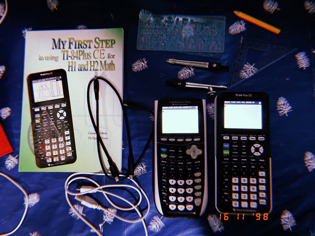 A level Graphing Calculators + Wires + Manual, Hobbies & Toys ...