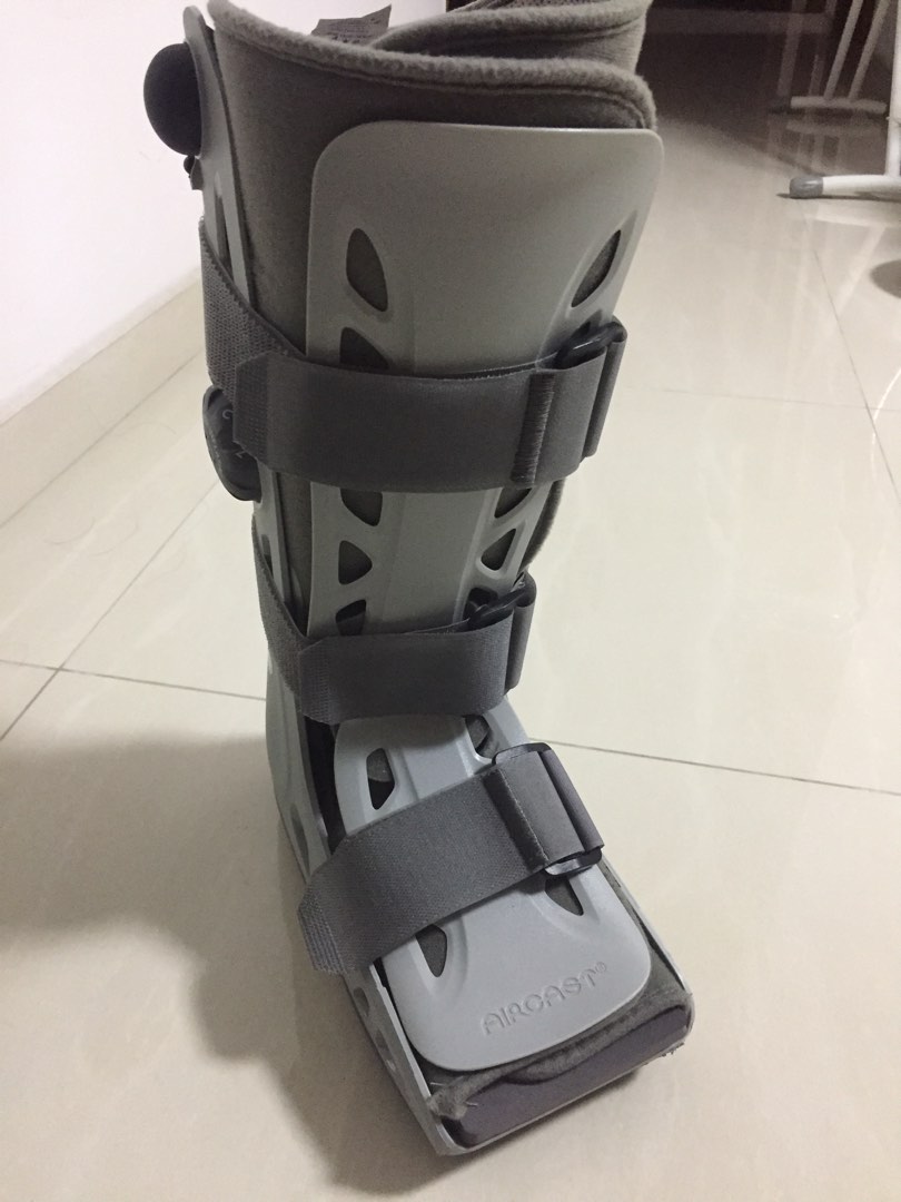 Aircast Boot High Cut, Health & Nutrition, Medical Supplies & Tools on ...