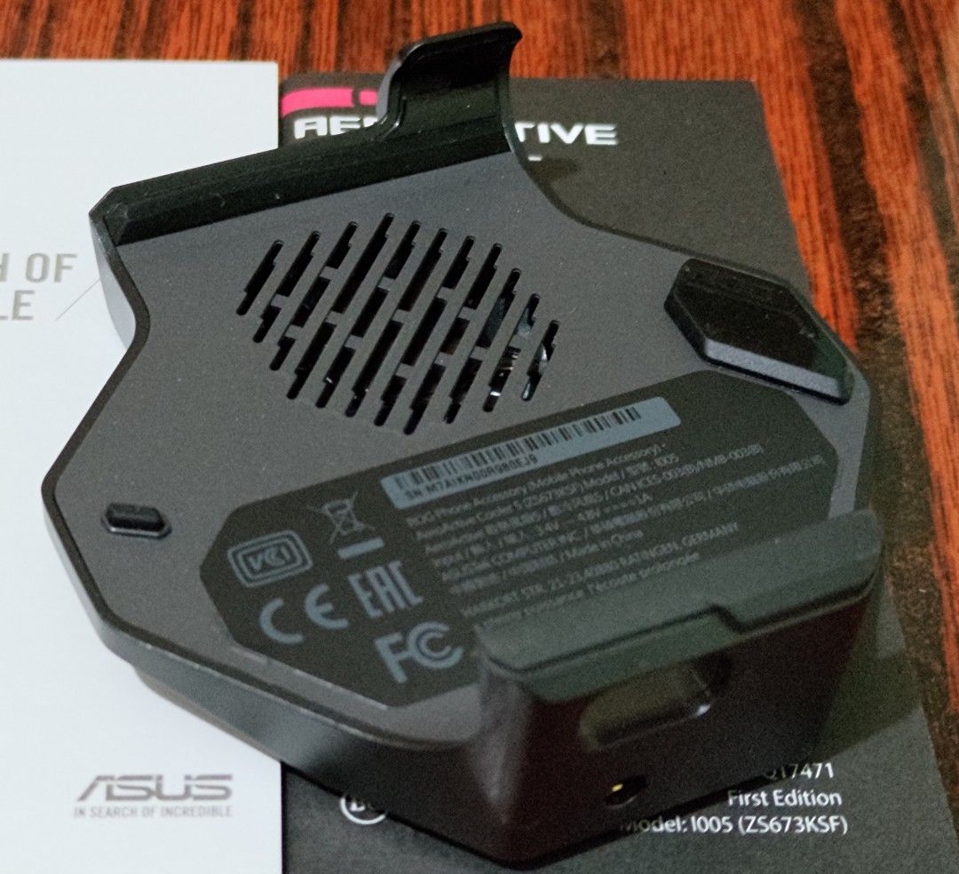 Asus 華碩 AeroActive Cooler 5 ROG Phone 5系列 散熱風扇, 手提電話, 電話及其他裝置配件, 其他電子周邊 ...