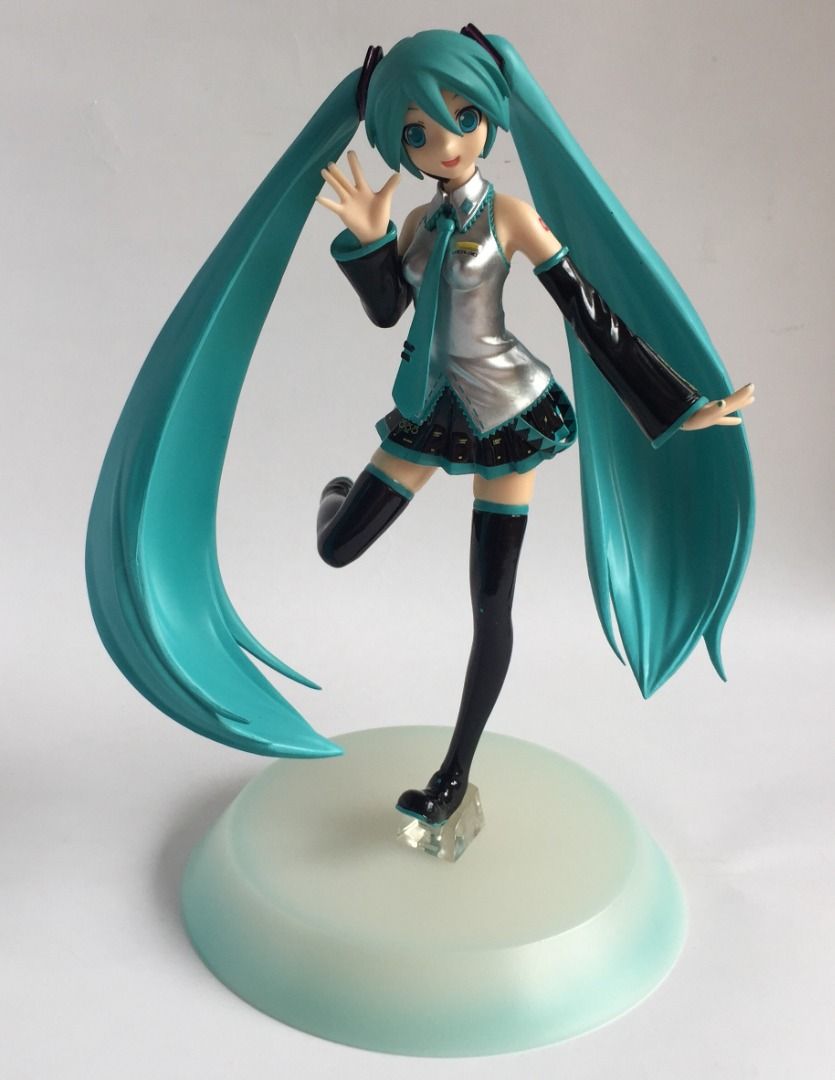 Authentic Hatsune Miku Project DIVA Extend Figure SEGA, Hobbies & Toys ...