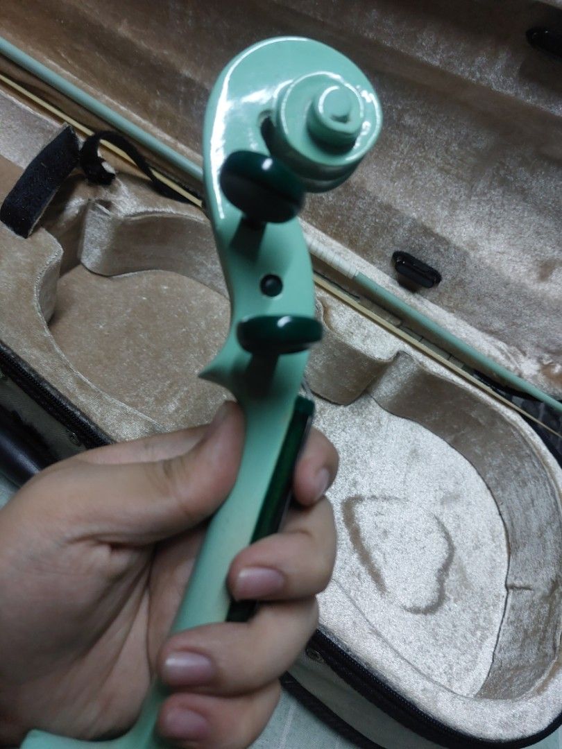 Bachendorff Violin 4/4 standard, Hobbies & Toys, Music & Media, Musical ...